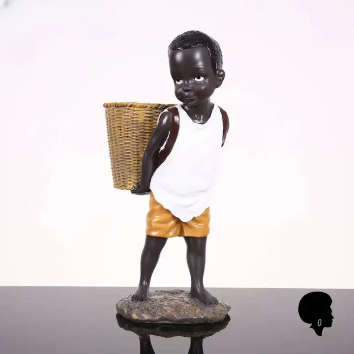 Statue Garçon Africain – Afro Élégance